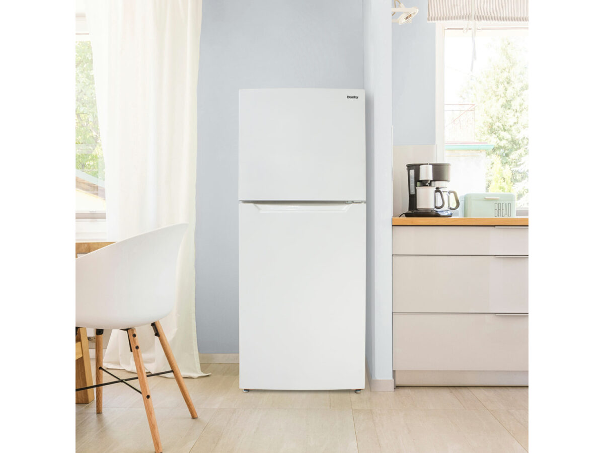 14-2-cubic-foot-fridge-nothin-fancy-furniture-warehouse